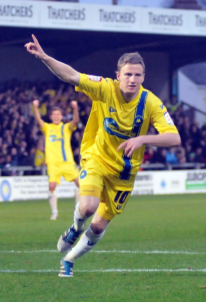 MY TUFC DREAM TEAM by Gary Head – TORQUAYTALK