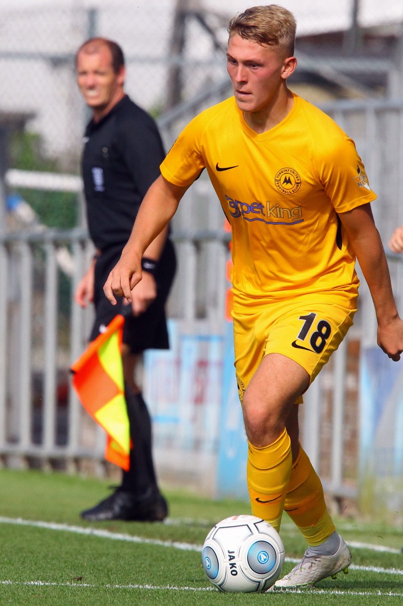 JAKE ANDREWS by Chris Wade – TORQUAYTALK