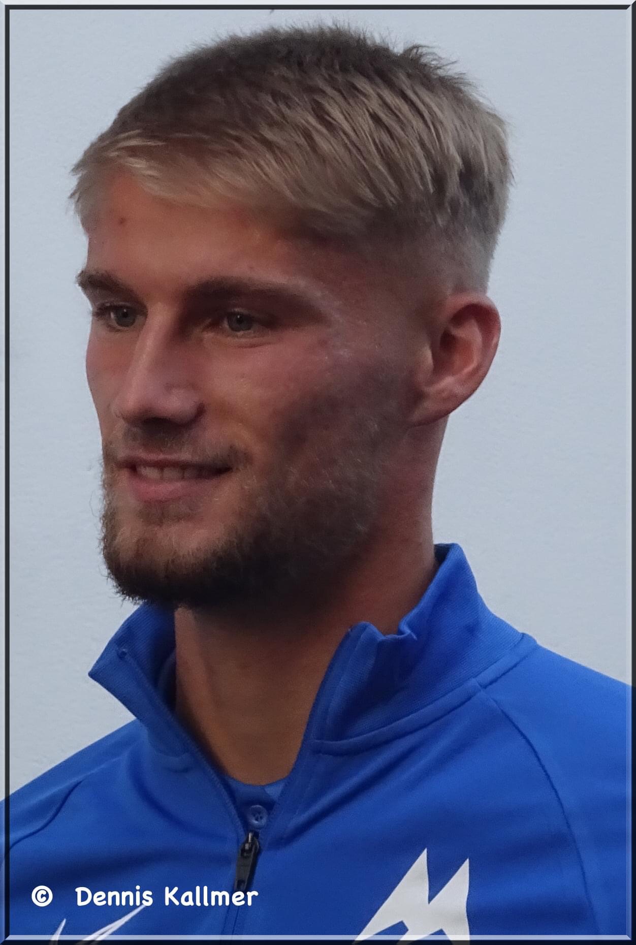 New Gulls Profiles – Harry Perritt and Sinclair Armstrong – TORQUAYTALK